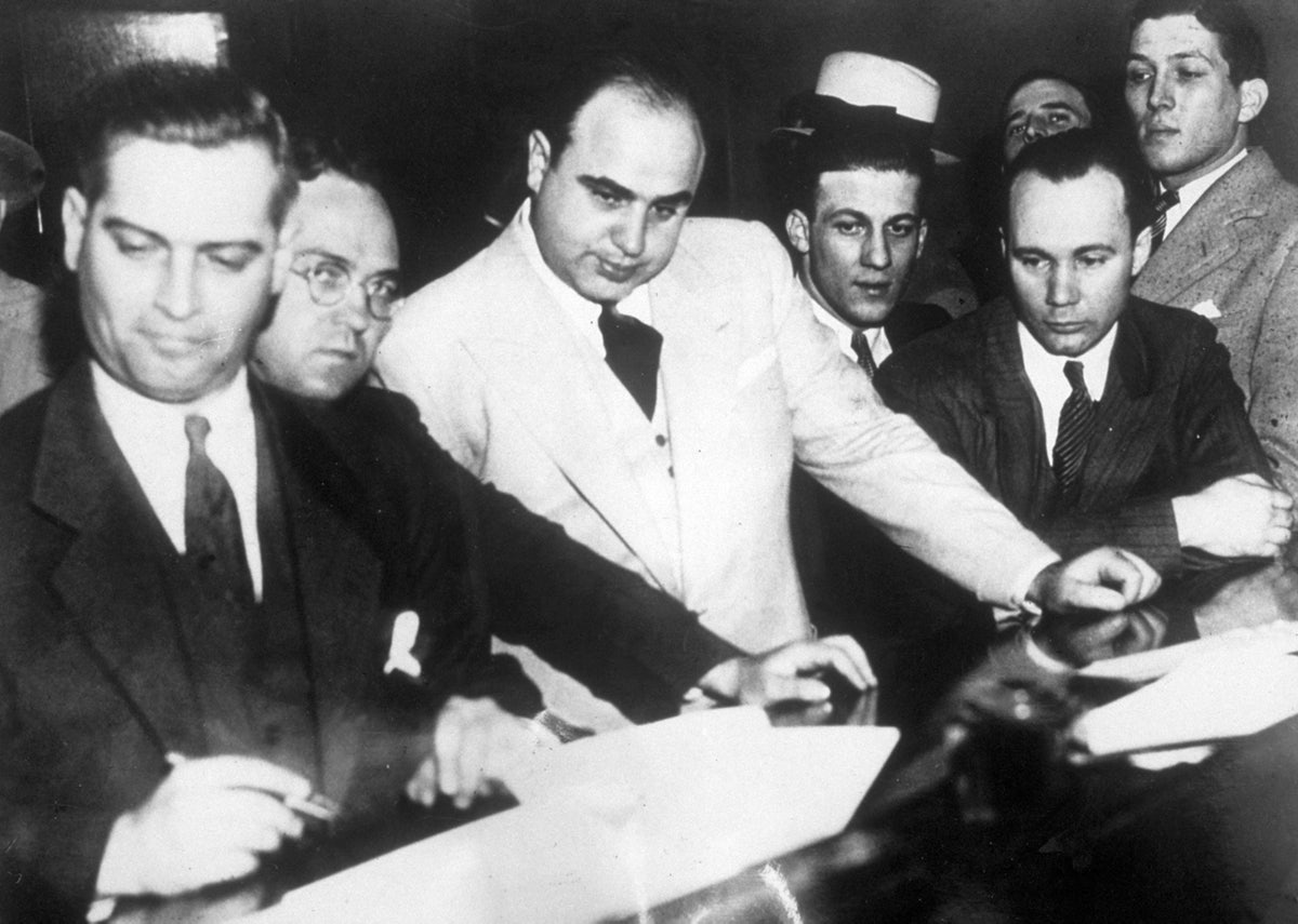 10 Most Notorious, Infamous Gangsters and Mobsters and Their Net Worth