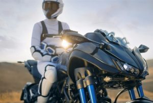2018 Yamaha Niken Leaning Multi-Wheeler | Men's Gear