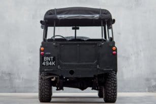Blacked-Out 1979 Land Rover Series 3 Defender | Men's Gear