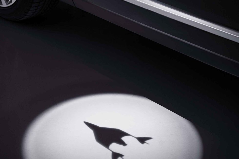 Land Rover Range Rover Astronaut Edition Takes You To The Stars | Men's ...