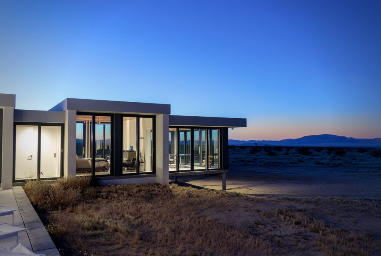 Joshua Tree Desert Retreat Offers A Minimalist Getaway