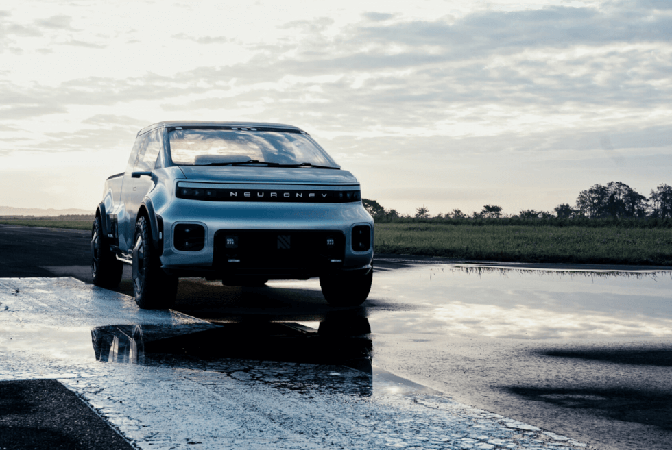 Neuron Offers Modular Versatility With The T.ONE All-Electric Utility ...