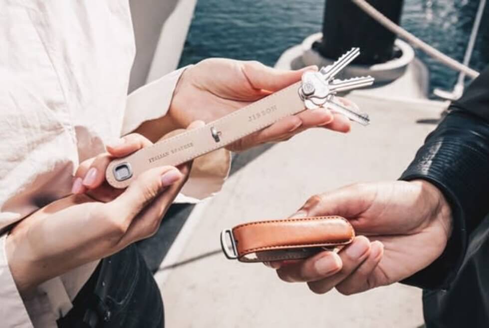 The Jibbon Key Organizer Is Elegant And Functional