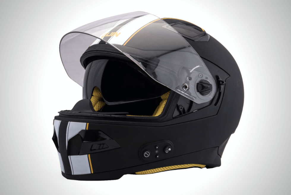 Get Crash detection and real-time location tracking with the ...