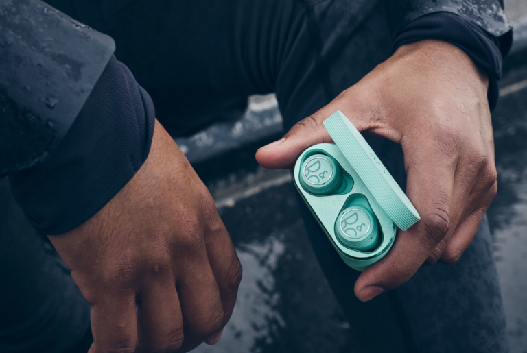 Bang & Olufsen Beoplay E8 Sport is its most rugged yet | Men's Gear