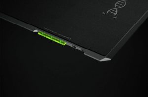 The Cybermat Wireless Charging Mat Simultaneously Powers Six Devices ...