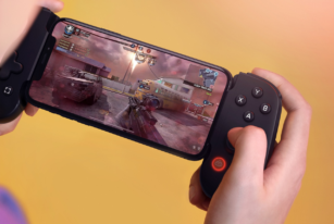 Mobile gamers on iPhone should check out the Backbone One controller ...