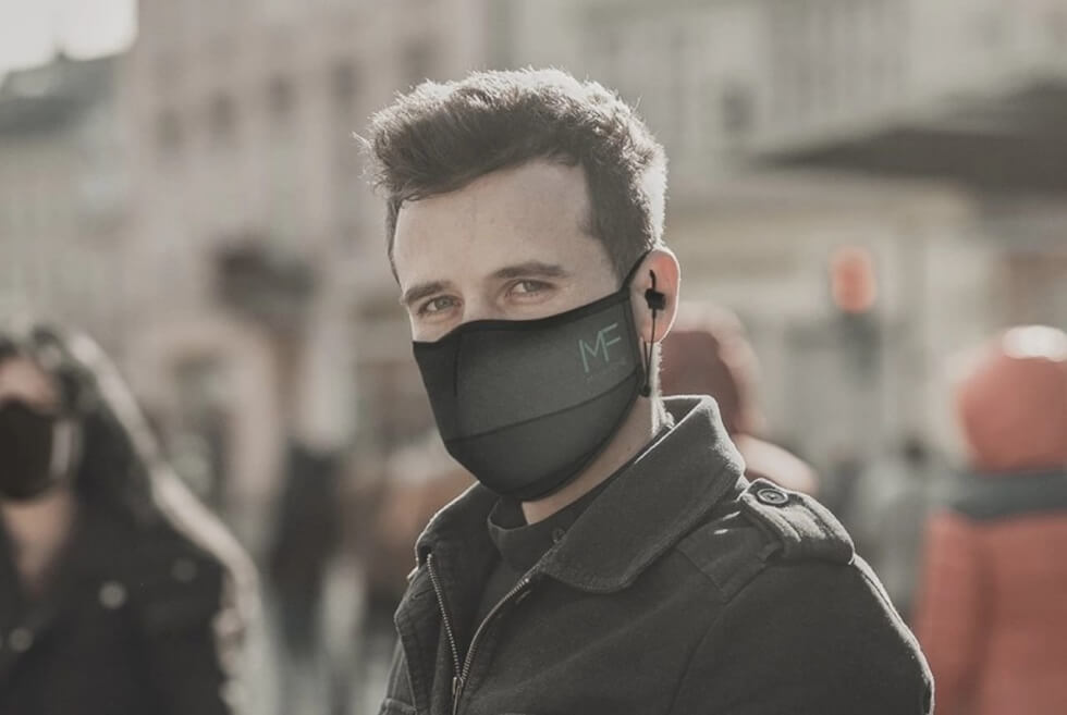 Binatone's MaskFone Comes With Built-in Mic and Earbuds