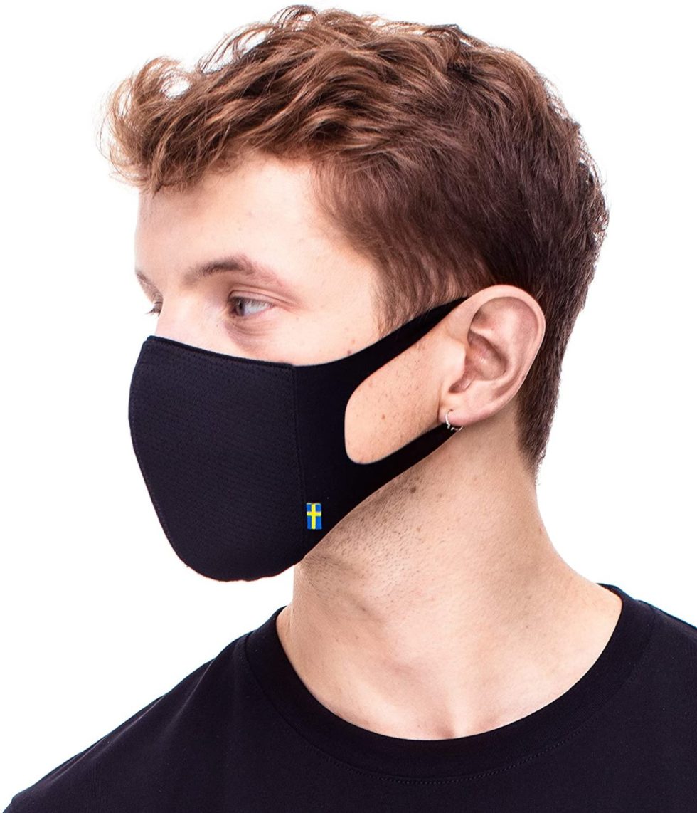 The Airinum Lite Air Mask Provides UV and Virus Protection | Men's Gear