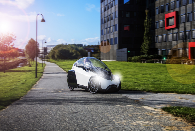PodBike Frikar: A sleek, four-wheeled electric velomobile for cyclists ...
